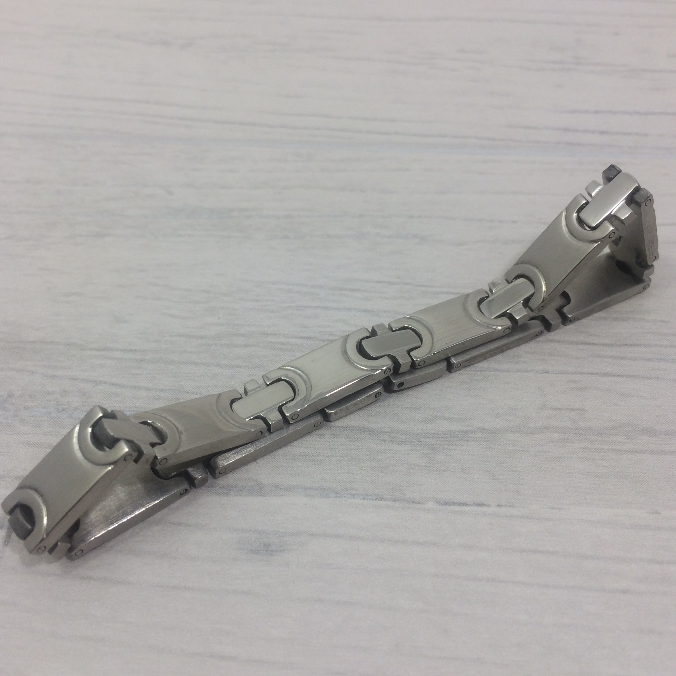 Bracelet homme en acier - itisbijoux.fr